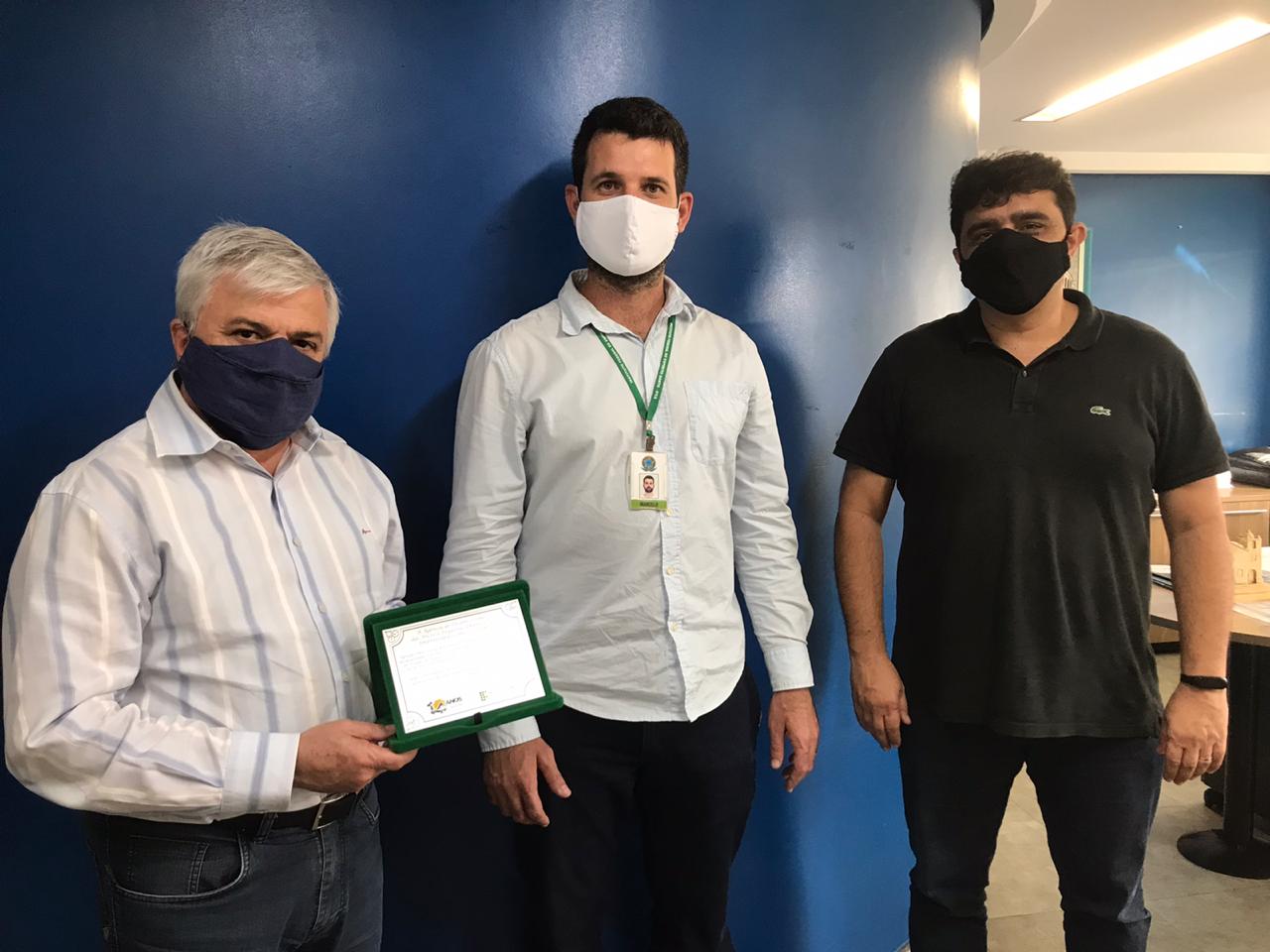 ADERES - Aderes recebe homenagem do Ifes de Piúma